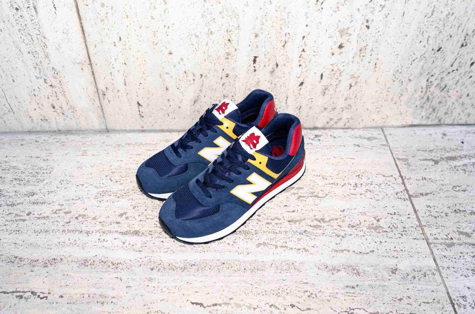 New Balance presenta la scarpa AS Roma 574 - Probeat Agency